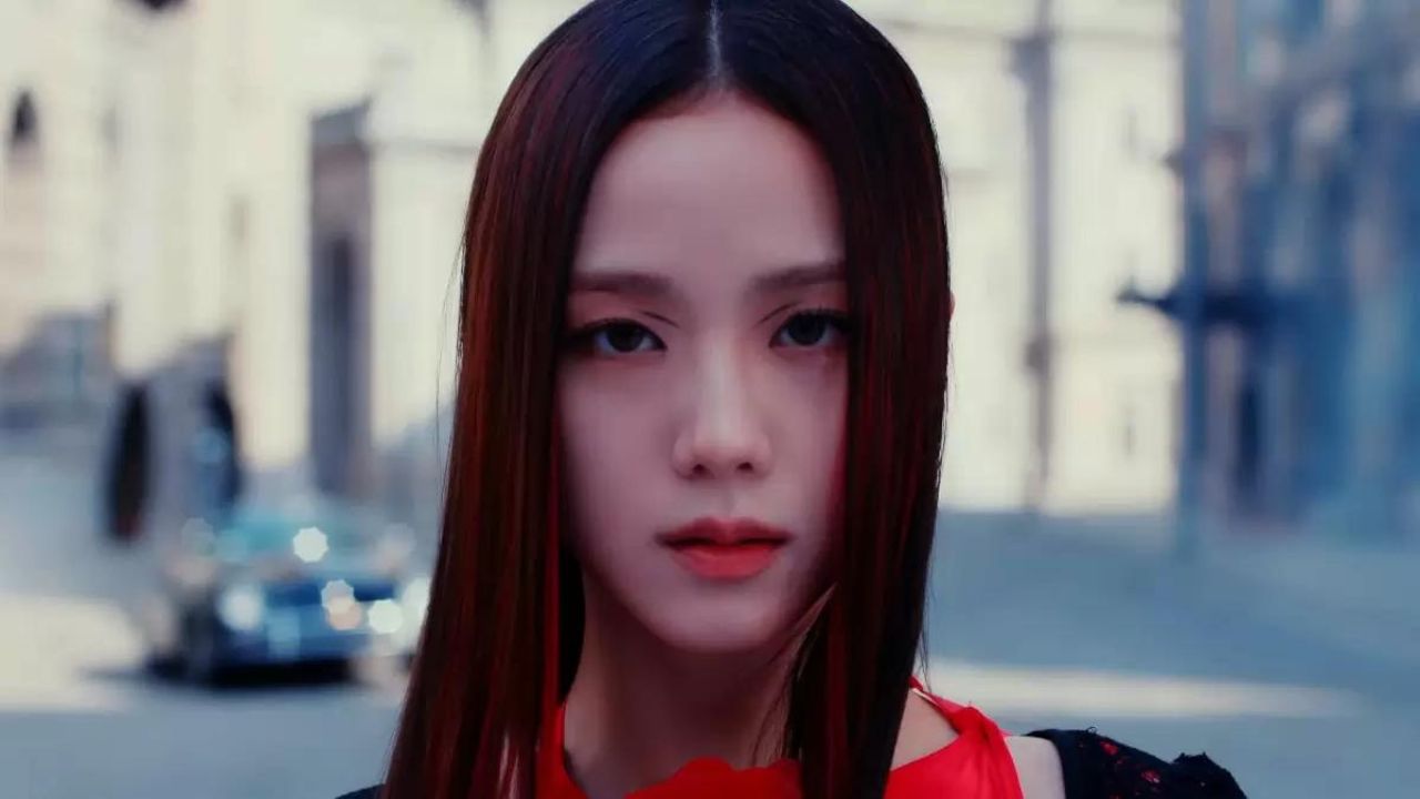 Jisoo, do BLACKPINK, lança seu trabalho solo "Me"