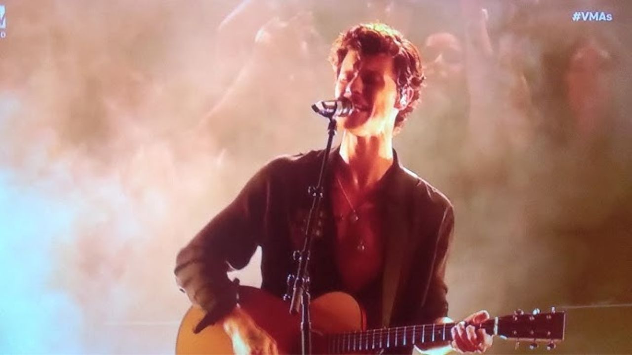 Atração Do Rock In Rio, Shawn Mendes Lança Sua Nova Música, "Nobody Knows"